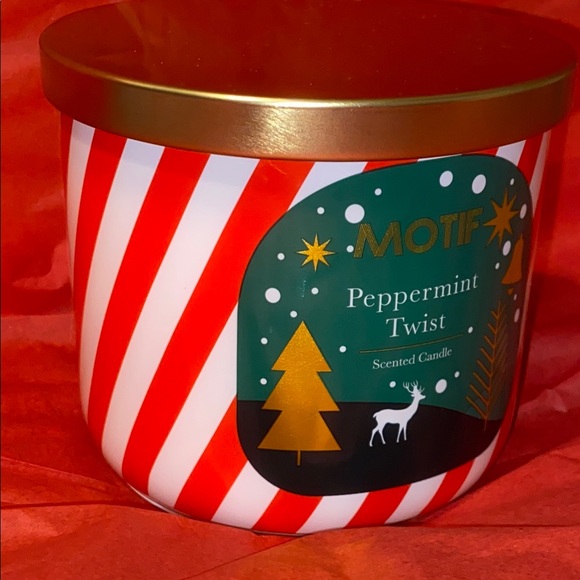 Accents | Peppermint Twist Scented Candle Red And Gold | Poshmark